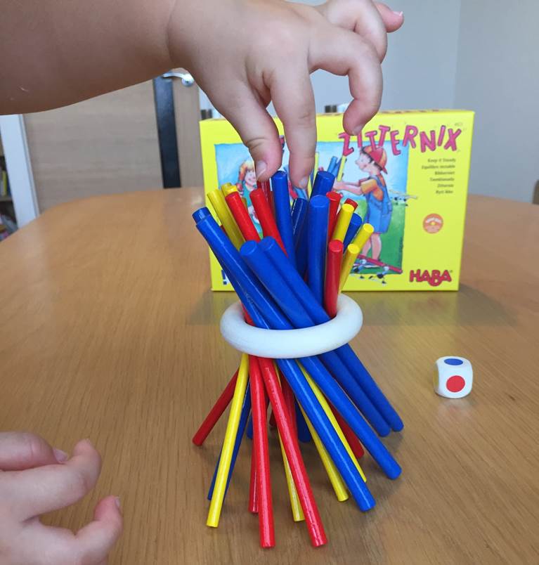 【HABAスティッキー】何歳から？遊び方は？3歳5歳の実体験口コミ！ | コレ買い日記